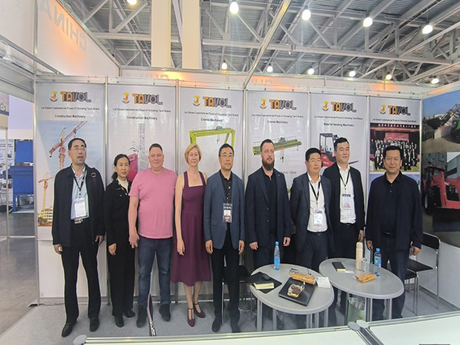 La marca Tavol brilla en la Plaza Roja - Tavol Cranes Group Co., Ltd